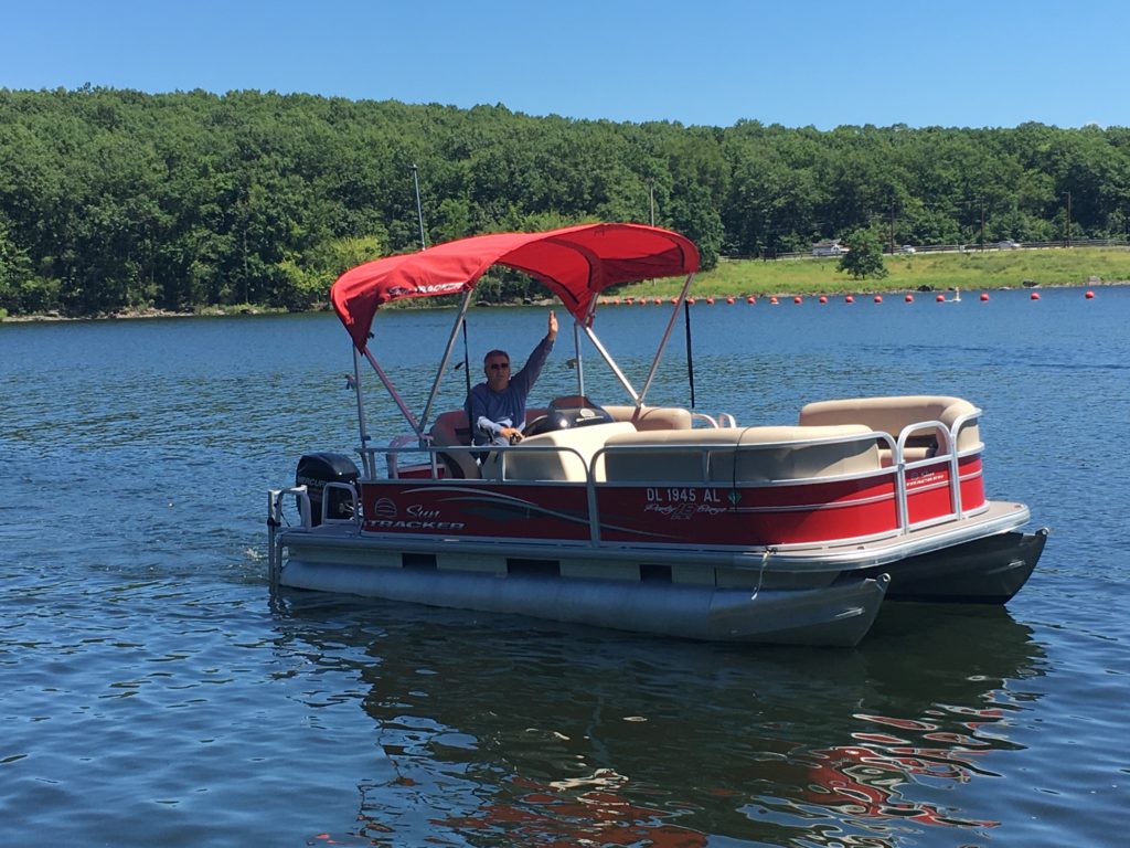 2017 Suntracker Pontoon boat - Weekend Rides